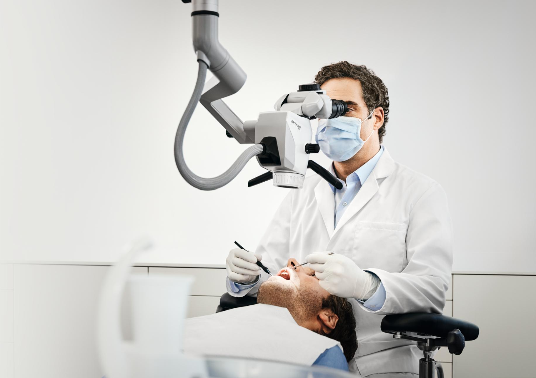 Negociación de anatomía compleja, reparación de perforaciones y manejo ...